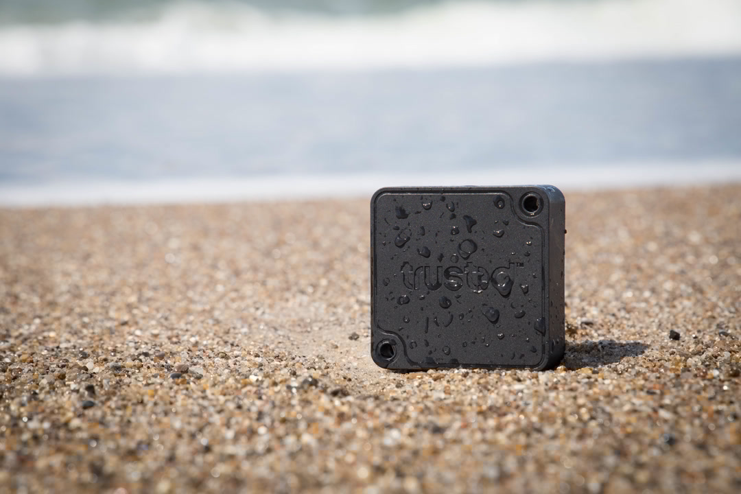 IoT Tracking Devices | Robust, Wireless, and Ready to Connect